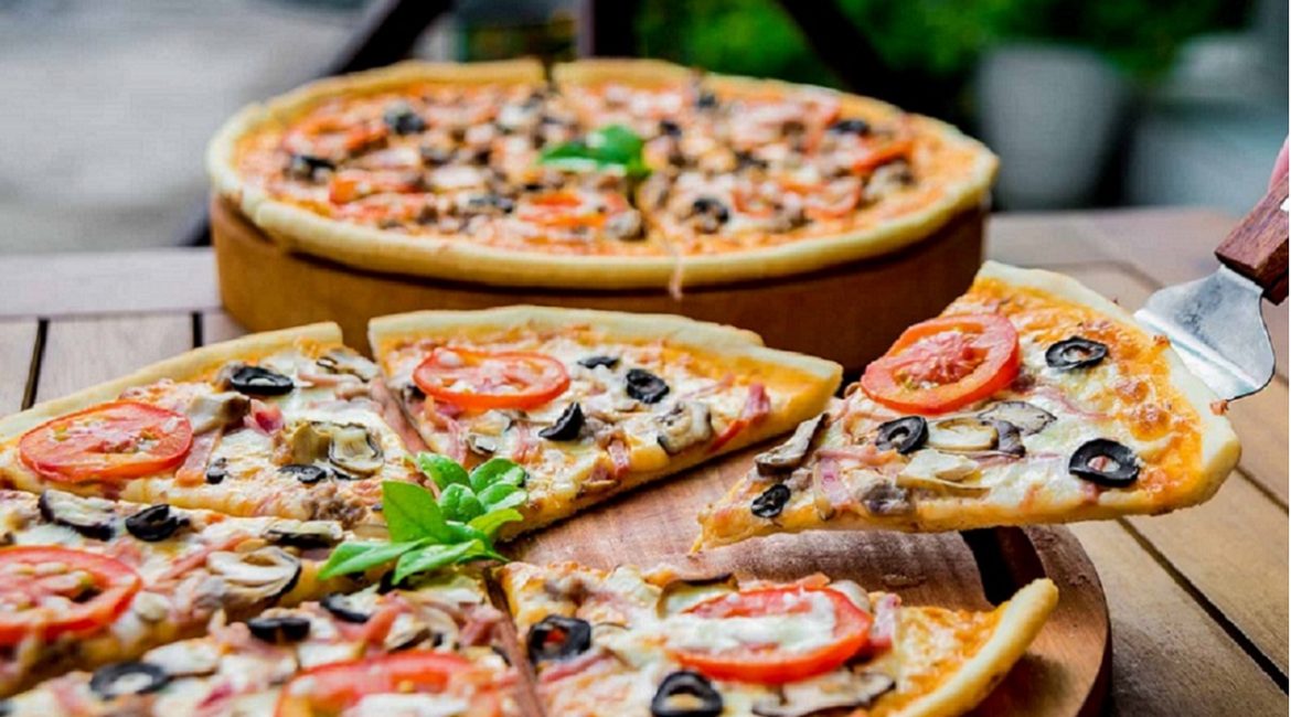Nazik Xəmirli Əsl İtalyan Pizzası Resepti | Evdar.az