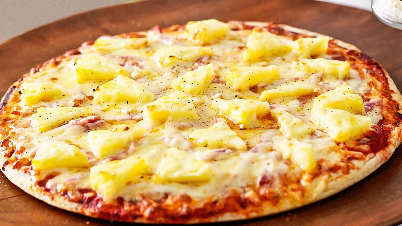 Ananaslı "Havay" Pizzası Resepti | Evdar.az