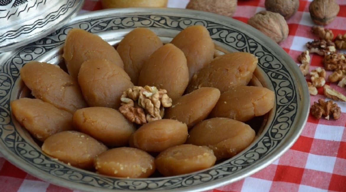 Qədim Azərbaycan Şirniyyatı: Qovut (Buğda Halvası) Resepti | Evdar.az