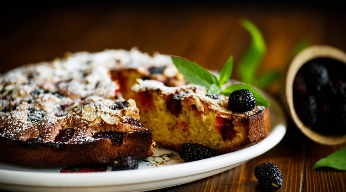 Qanı Təmizləyən Qara Tut İlə Piroq Resepti | Evdar.az