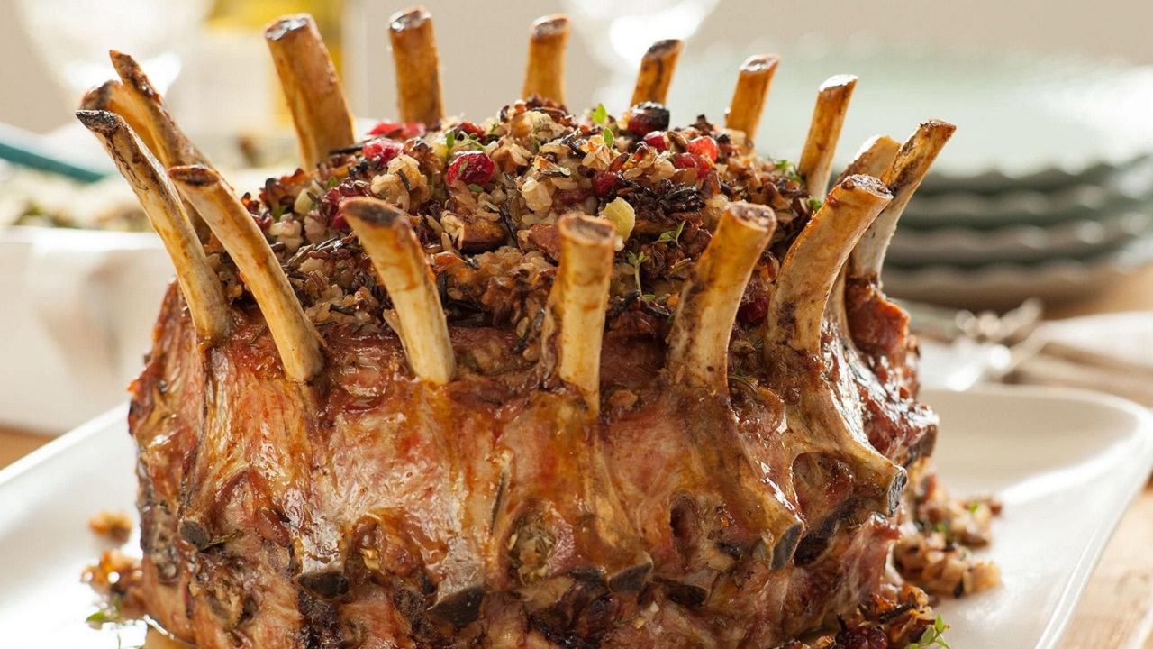 Süfrələrin Şah Əsəri: İçi Plovlu Quzu Qabırğa Dolması Resepti | Evdar.az